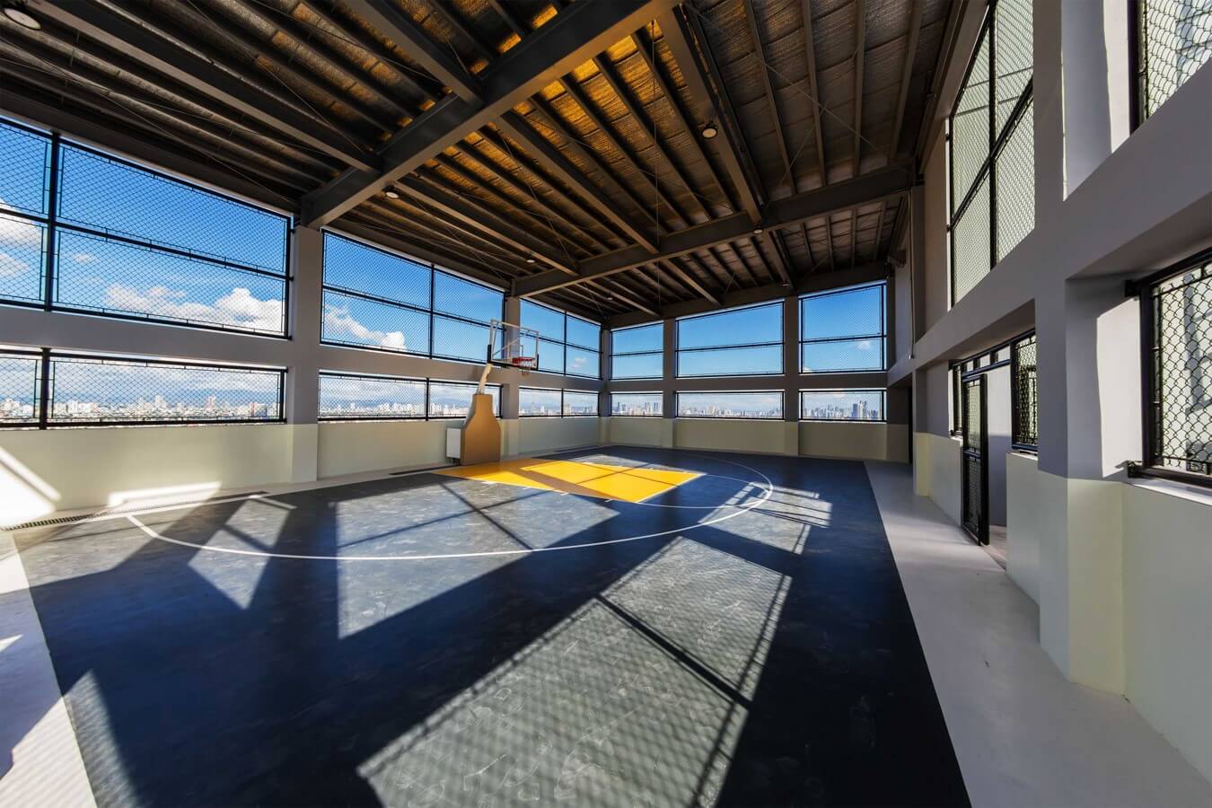 Torre Central - condo near UST