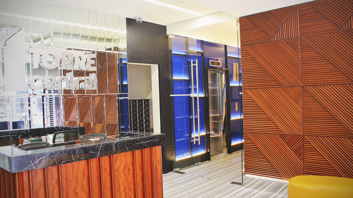 Torre Central - condo near UST